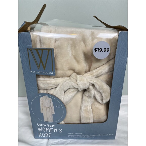 Wayland Square | Other | Wayland Square Ultra Soft Womens Cream Plush ...
